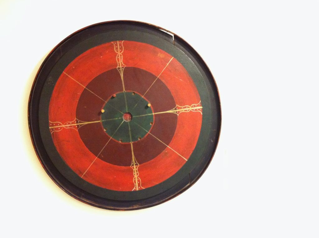 The Great Traditional Canadian Game of Crokinole! A History Exhibit and ...